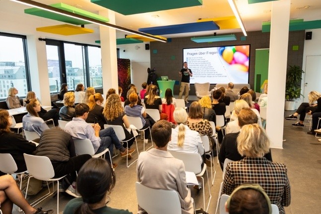 “AI as a Thought Amplifier”: Lars Mehnen Gave the Keynote Speech at the ...