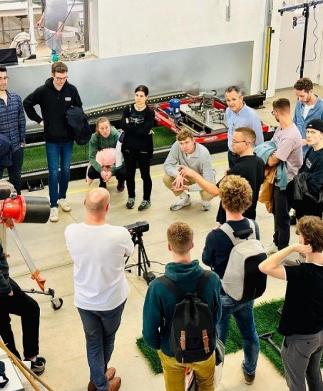 Exkursion nach Frankreich: Besuch bei Labosport | FH Technikum Wien